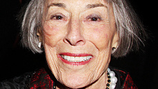 Broadway.com | Photo 4 of 20 | Tonys 2003: Stars Shine on the Red Carpet