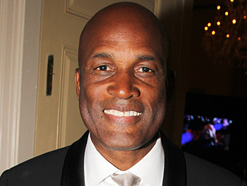 Broadway.com | Photo 9 of 25 | Farewell, Martin Beck! Hello, Al Hirschfeld!