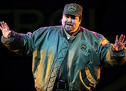 Broadway.com | Photo 3 of 28 | A Spellbinding Opening for Equus Stars ...