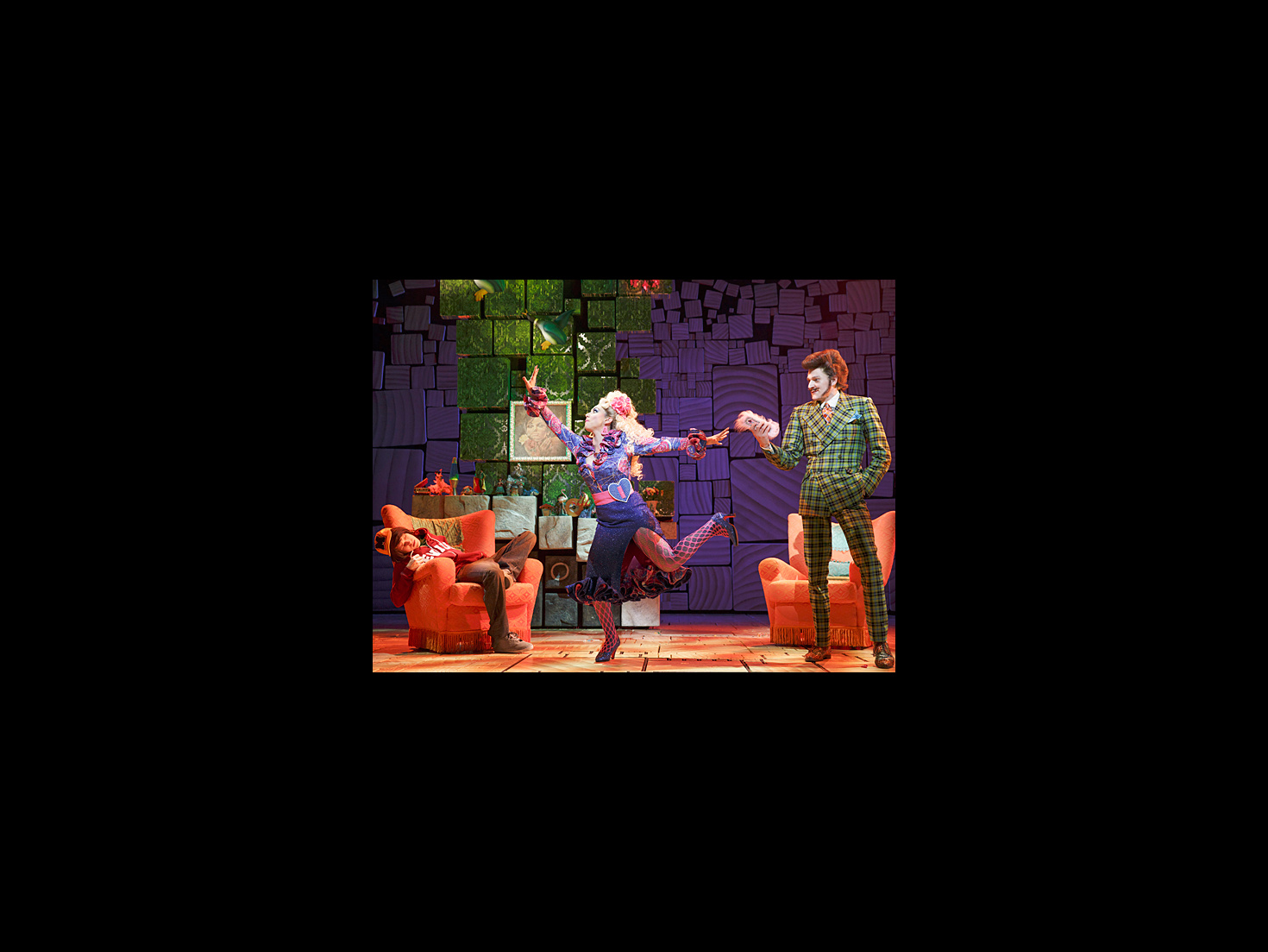 Bow Down, Maggots! 'Queen' Lesli Margherita to Return to Matilda on ...