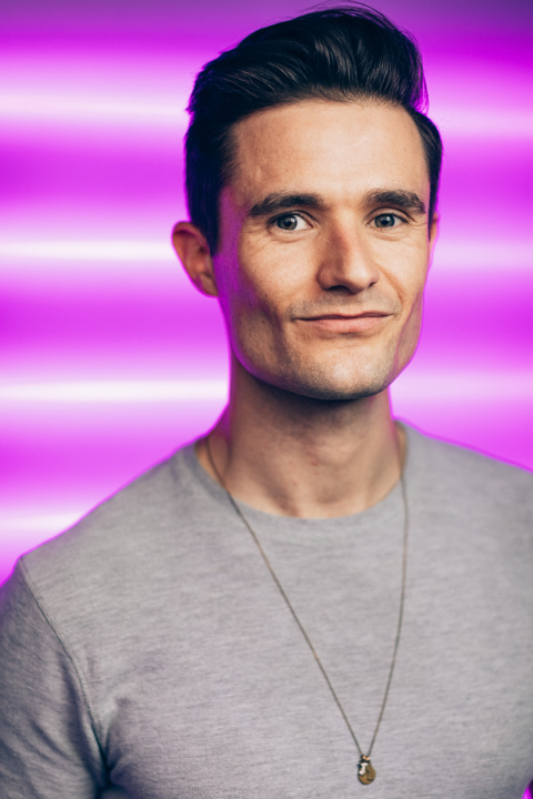 Waitress Star Mark Evans on His The Greatest Showman Dreams & Becoming ...