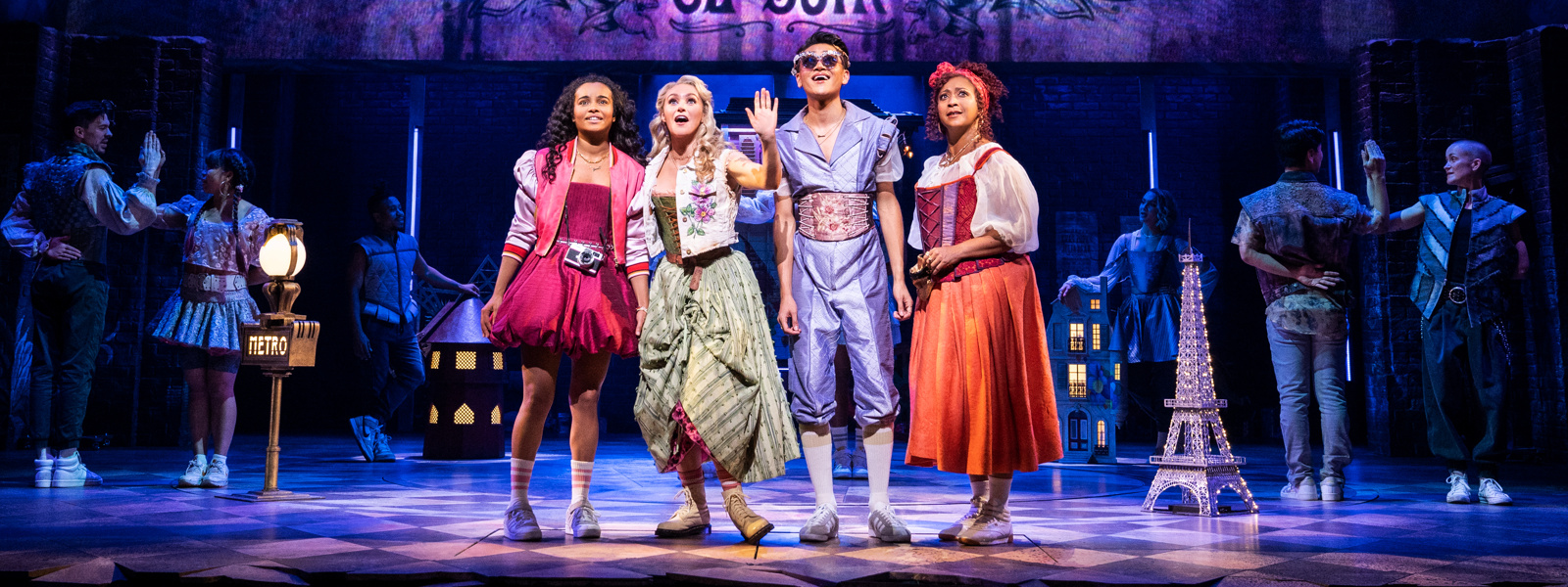 Show Photos: & Juliet | Broadway.com