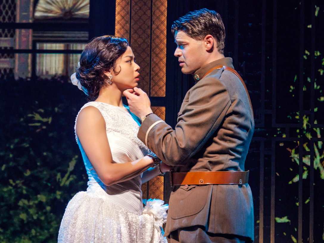The Great Gatsby Gets the Party Started with Its First Broadway ...