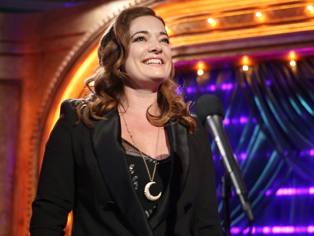 Music Video: The King and I's Laura Michelle Kelly Sings 'Hello, Young ...