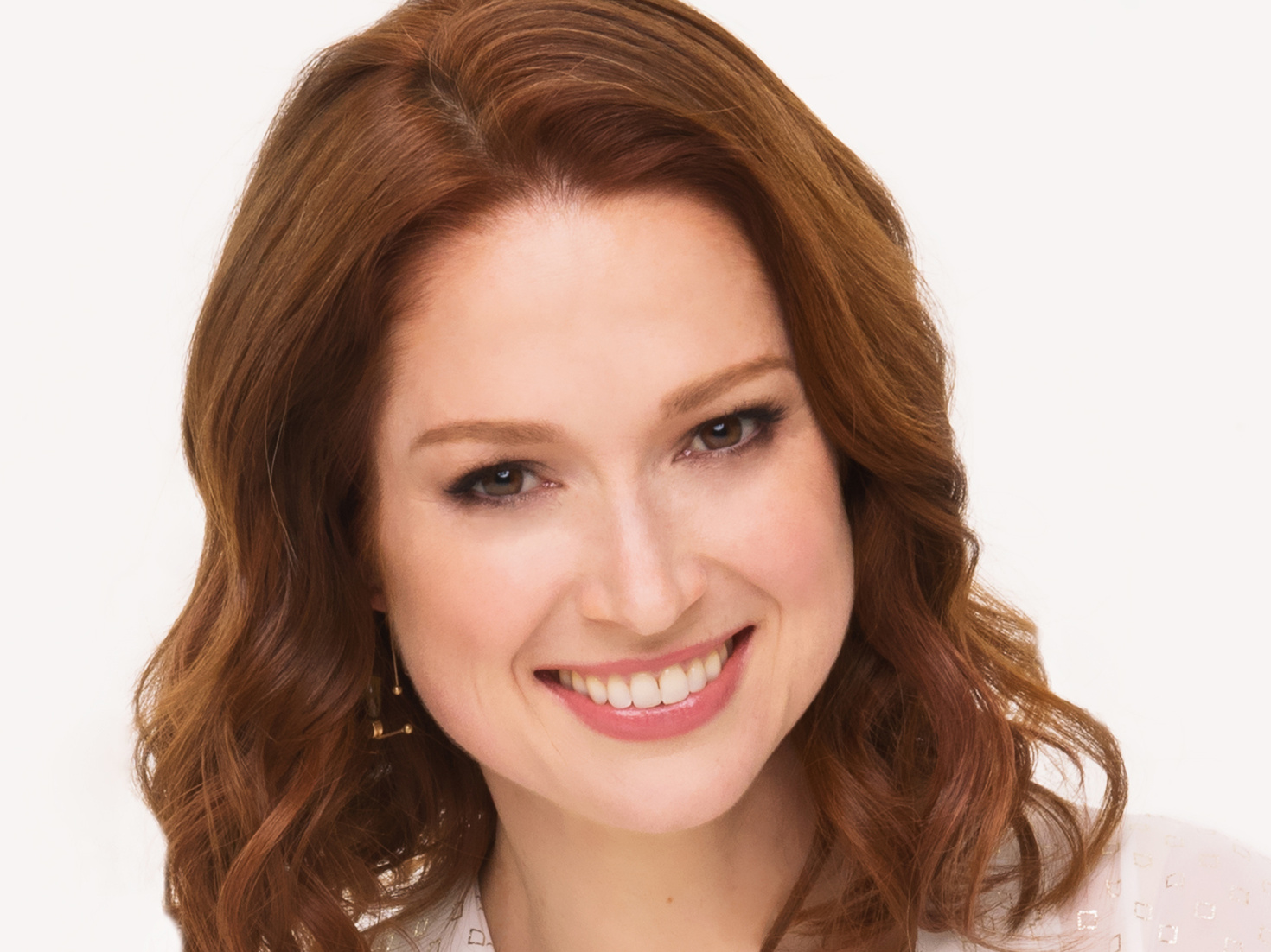Ellie Kemper to Join Peter Pan Goes Wrong for a Limited Engagement ...