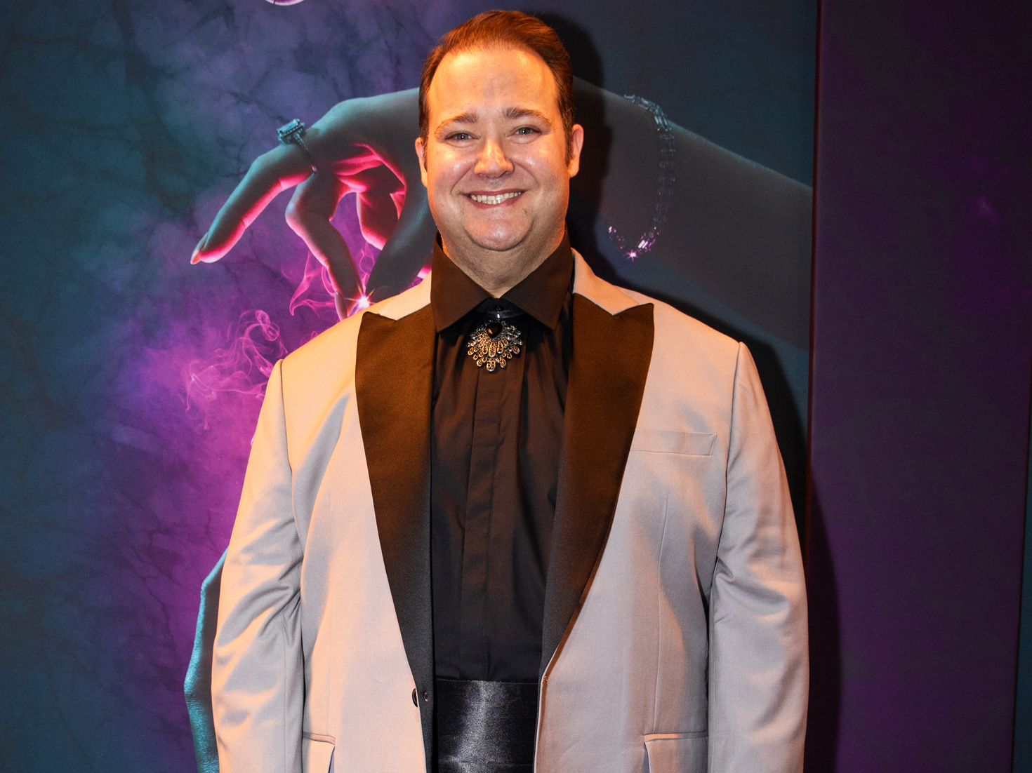 Siempre Viva! Death Becomes Her's Josh Lamon Will Host a Backstage Vlog ...