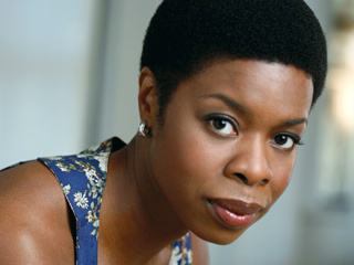 Roslyn Ruff Biography | Broadway Buzz | Broadway.com