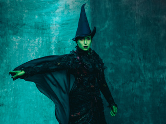Celebrate Wicked's 15 Thrillifying Years on Broadway with These ...