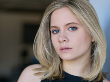 Elizabeth Teeter Biography | Broadway Buzz | Broadway.com