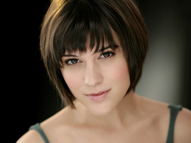 Alexandra Socha Biography | Broadway Buzz | Broadway.com