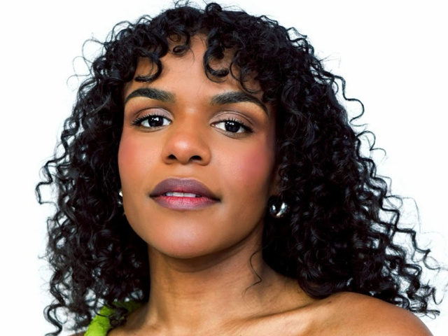 Samantha Williams Biography | Broadway Buzz | Broadway.com