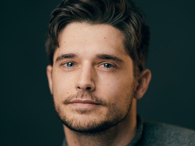 Andy Mientus Biography | Broadway Buzz | Broadway.com