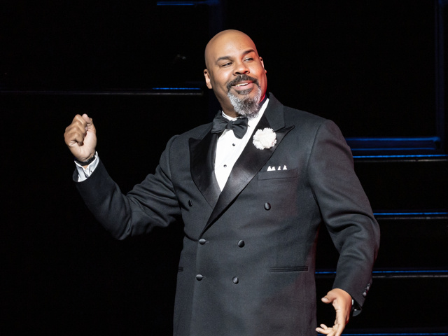 Chicago - Broadway | Tickets | Broadway | Broadway.com