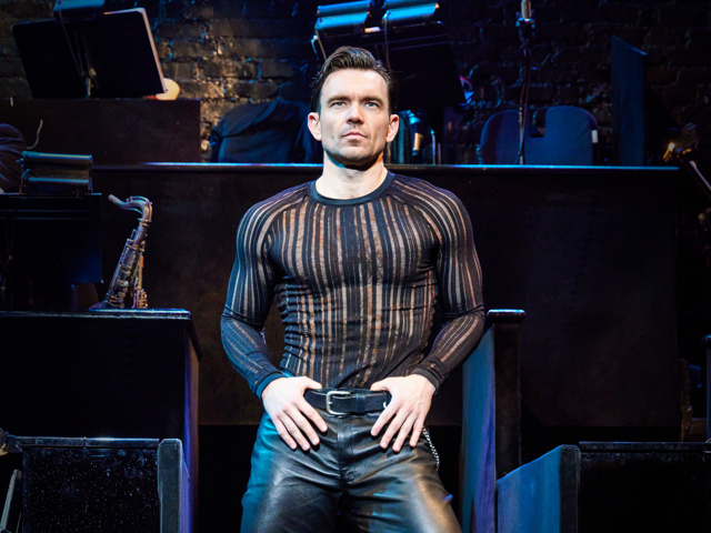 Chicago - Broadway | Tickets | Broadway | Broadway.com