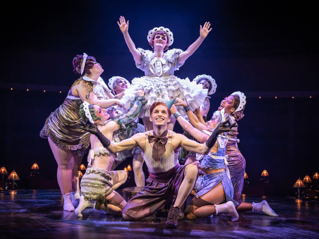 Cabaret - Broadway | Tickets | Broadway | Broadway.com