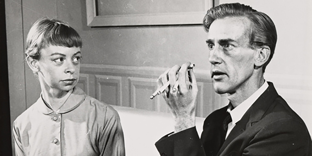 Donald Moffat, Tony-Nominated Actor of Stage & Screen, Dies at 87 ...