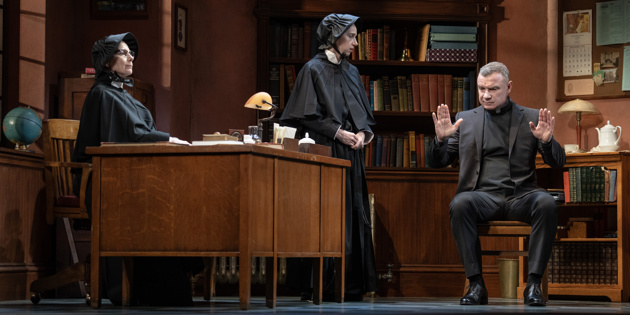 Amy Ryan and Liev Schreiber Set to Give Audiences More Doubt on ...