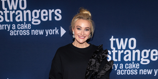 Betsy Wolfe Does It for the Gaze in Death Becomes Her on Broadway ...