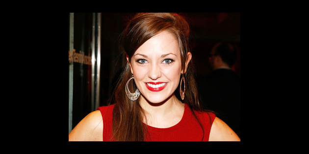 Laura Osnes’ Live Cabaret Album Dream a Little Dream Sets Release Date ...