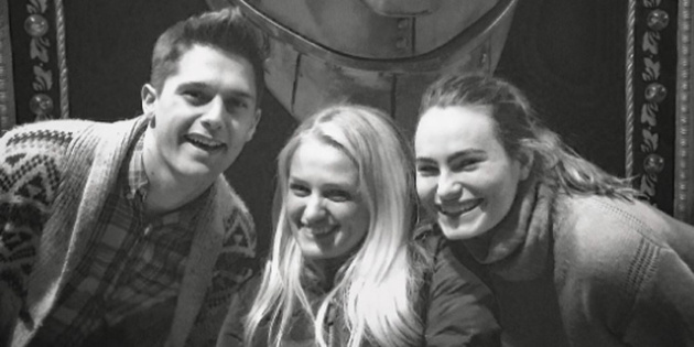 Photo 5 of 13 | Cheno Passes the Live Musical Torch to J. Lo, Spring ...