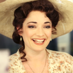 Laura Michelle Kelly Biography | Broadway Buzz | Broadway.com